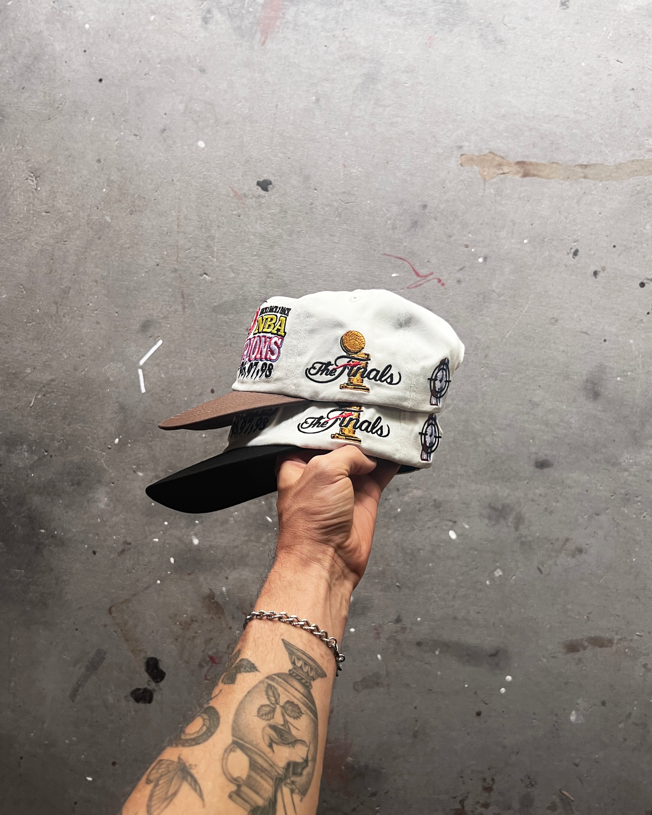 CAPS – Uncle Ric's Studios