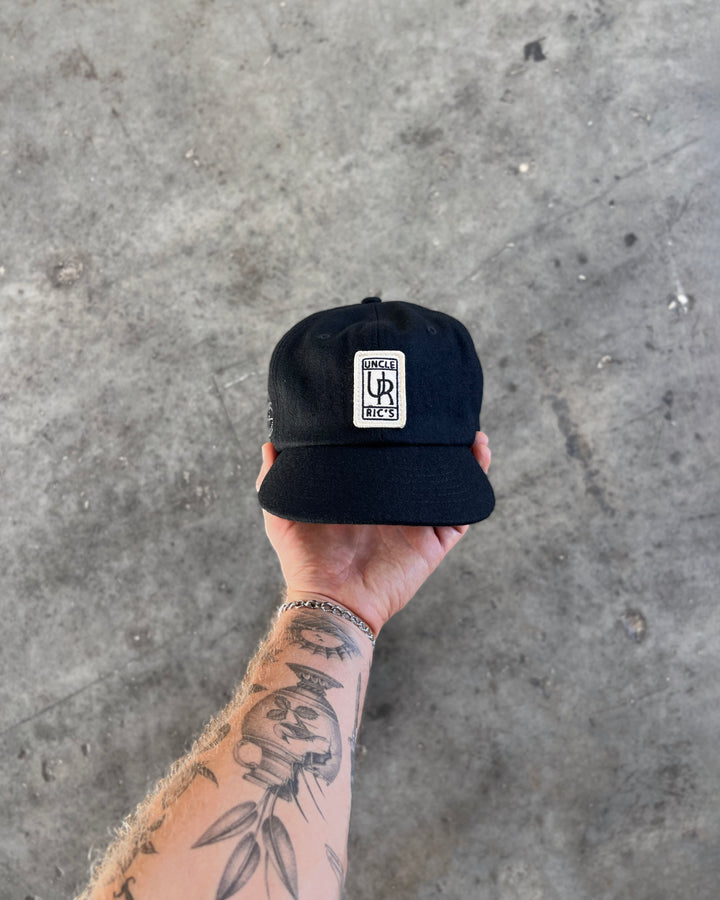 CAPS – Uncle Ric's Studios