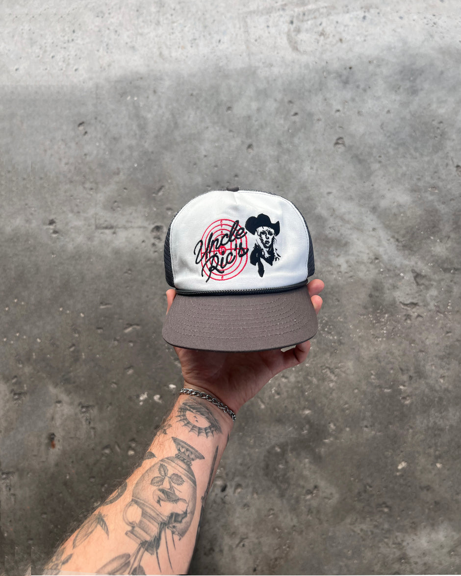 CAPS – Uncle Ric's Studios